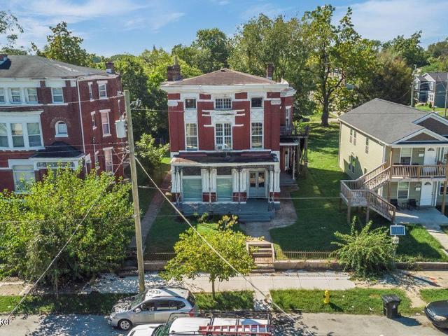 2008 W Jefferson St