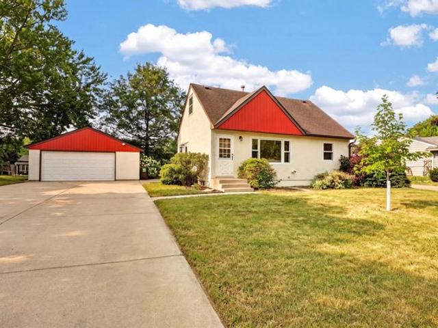 2008 Zircon Ln, Eagan, MN 55122