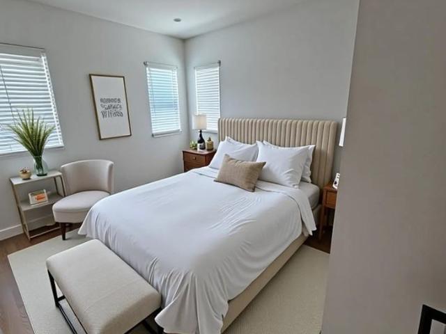 2008 2010 Vineyard Ave 3 Bedroom Apartment for Rent at 2008 Vineyard Ave, Los Angeles, CA 90016 Mid City