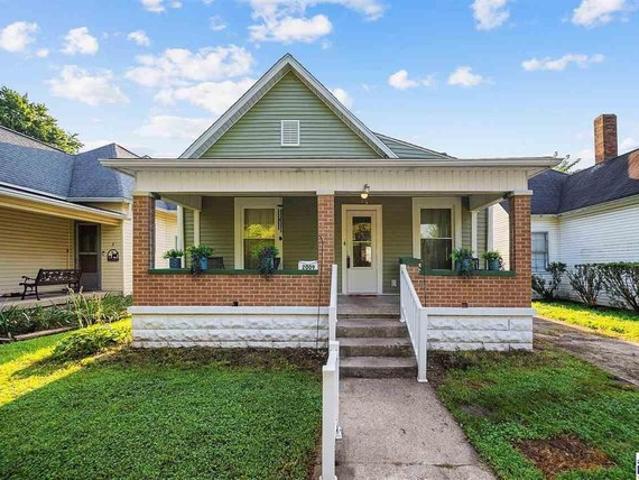 2009 N 10th St, Terre Haute, IN 47804