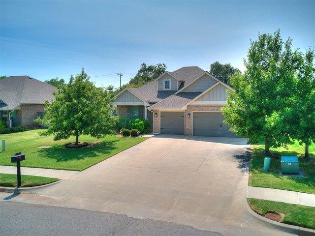 2009 NE Hidden Prairie Ct, Edmond, OK 73013