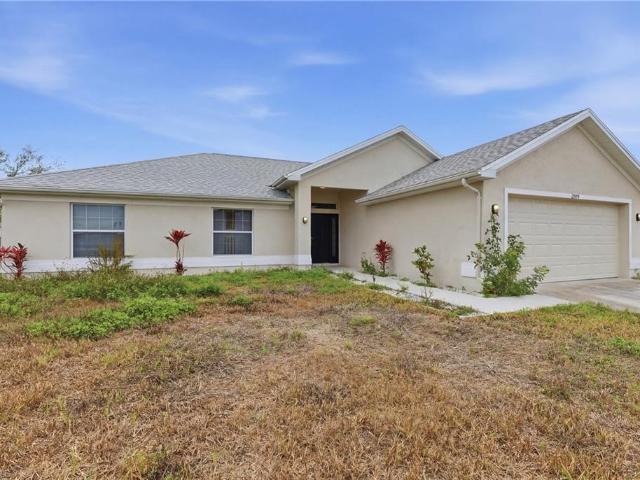 2009 NE 13th Pl, Cape Coral, FL 33909 | MLS #226011