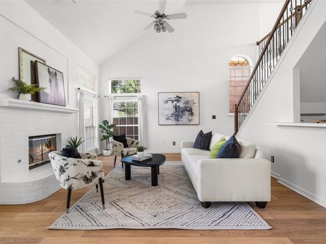 2009 Brook Ln, Flower Mound, TX 75028