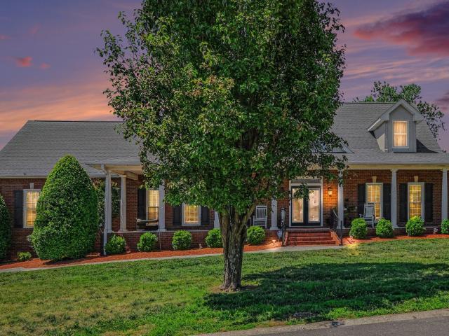 2009 Brunswick Dr