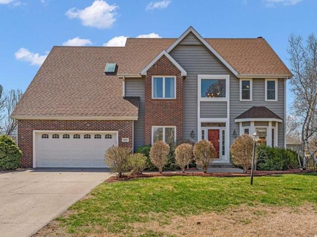 2009 Carmel Dr, Lawrence, KS 66047