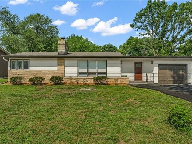 2009 Learnard Ave, Lawrence, KS 66046