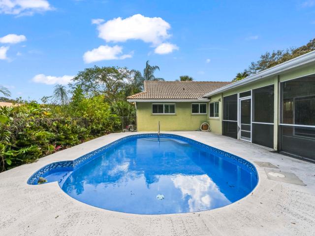 2009 SW 36th Ave, Delray Beach, FL 33445 | MLS #R11163 | Compass
