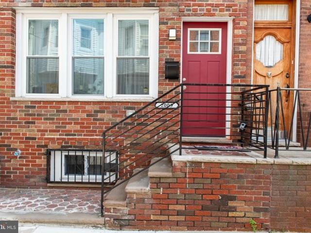 2009 S Opal St, Philadelphia, PA 19145