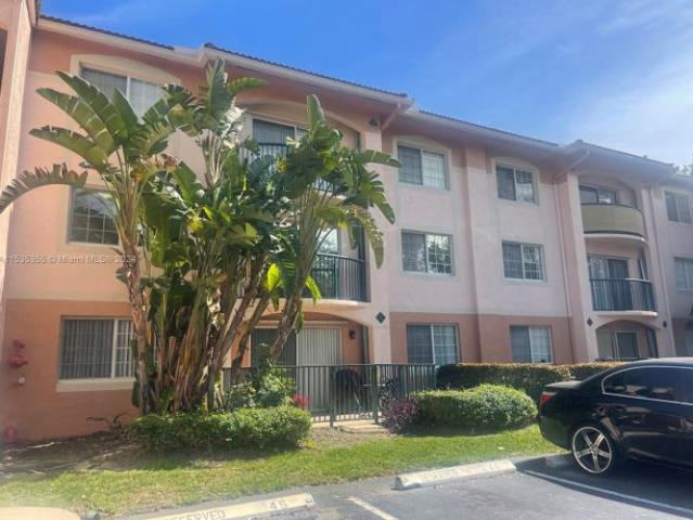 2009 SE 10th Ave #303, Fort Lauderdale, FL 33316
