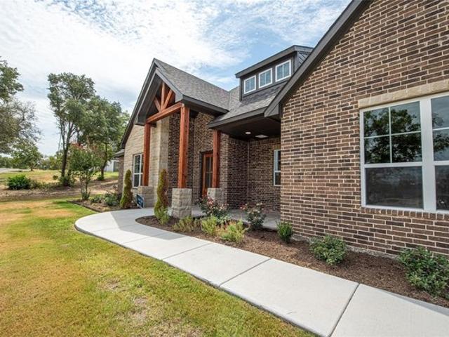 2009 Shady Creek Xing, Azle, TX 76020