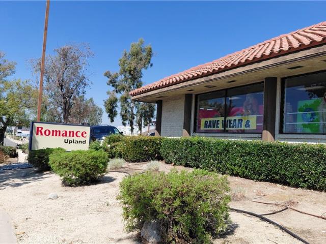 2009 W Foothill
