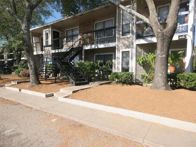 2009 W Loop, Austin, TX 78758