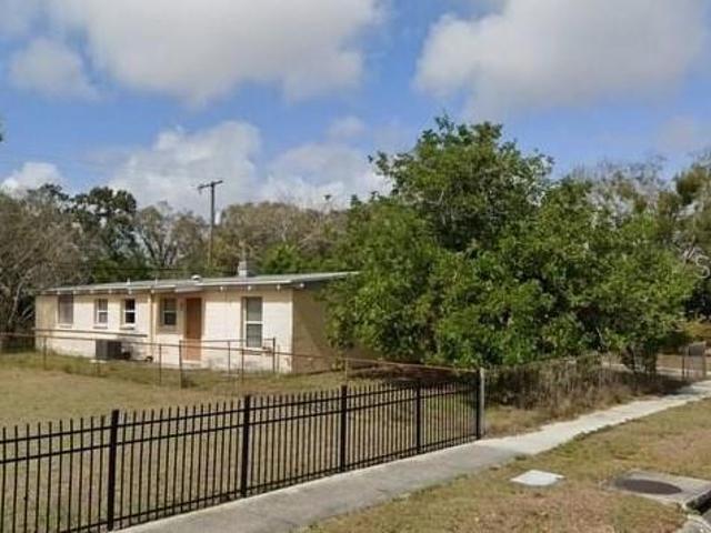 2009 Wishing Well Way, Tampa, FL 33619