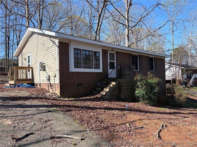 2009 Woodcrest Dr, Sanford, NC 27330