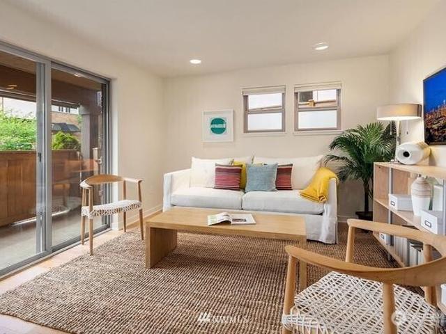 2009 Yale Avenue E # 102