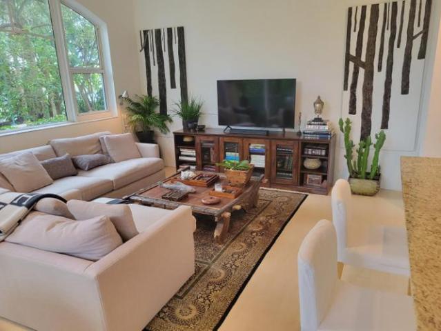20000 E Country Club Dr #108, Aventura, FL 33180