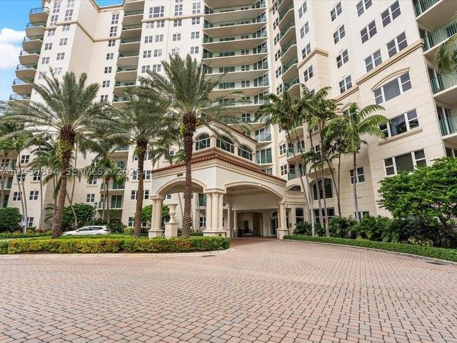 20000 E Country Club Dr Apt 416, Aventura, FL 33180