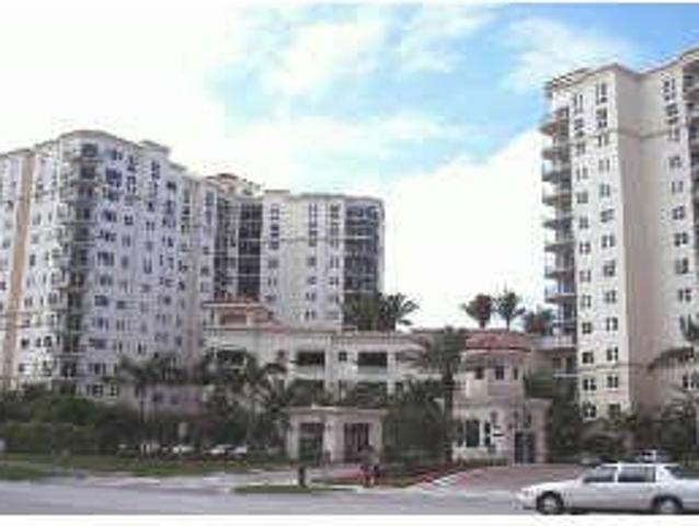 20000 E Country Club Dr Apt 512, Aventura, FL 33180