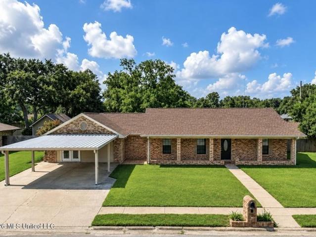 20000 Merinda Ln, Long Beach, MS 39560