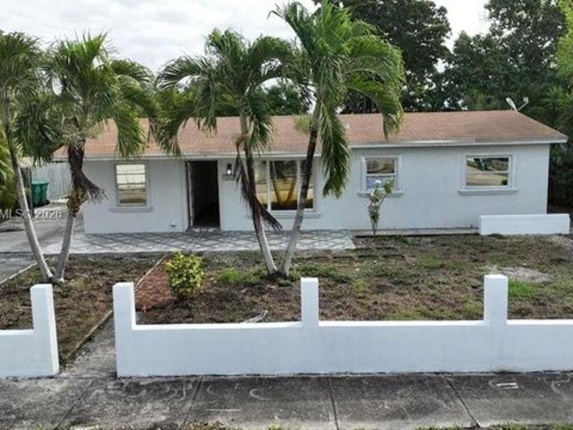 20001 NW 43rd Pl, Miami Gardens, FL 33055