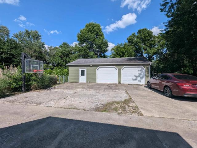 2000 N Dephos Street