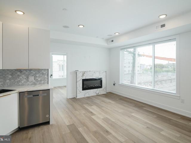 2000 N Front St, Unit 14, Philadelphia, PA 19122 | MLS #PAPH2607 | Compass