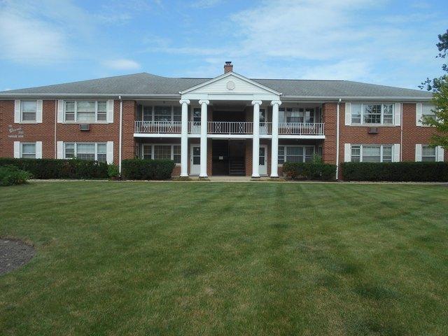 2000 N Parkside Dr Unit 2C, Park Ridge, IL 60068