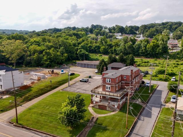 2000 Netherland Inn Road