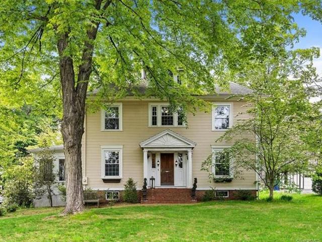 2000 Albany Ave, West Hartford, CT 06117