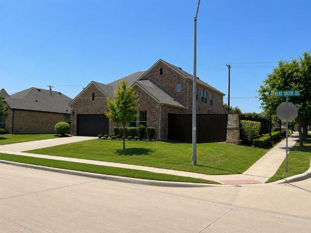 2000 Bent Creek Way