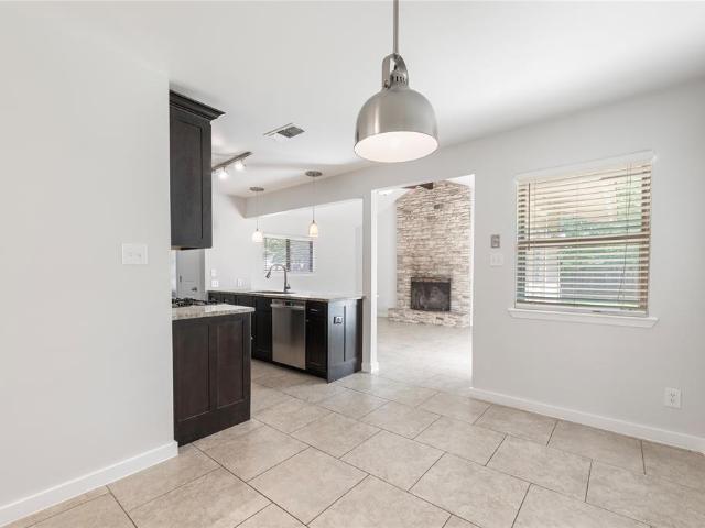 2000 Brookhill Dr