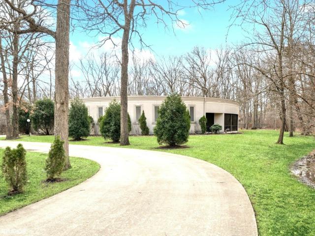 2000 Clendenin Lane, Riverwoods, US, IL