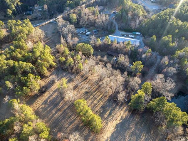 2000 Dabbs Bridge Rd, Acworth, GA 30101 | MLS #7426
