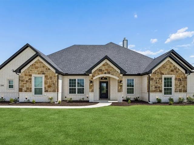 2000 Donna Ct, Reno, TX 76020