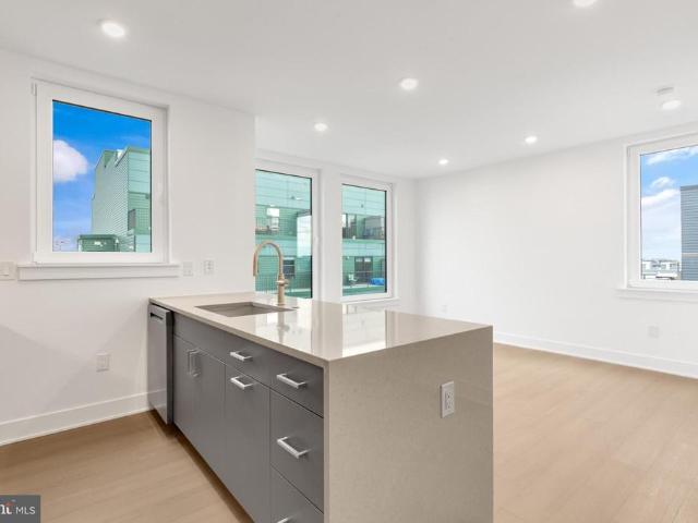 2000 Dreer Street # 501