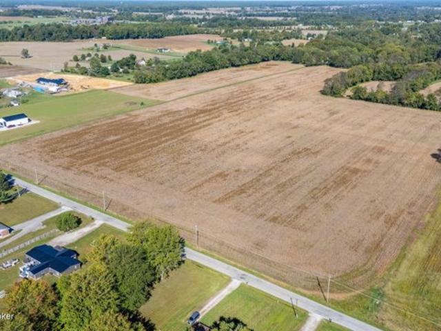 2000 E Cross Rd, Madison, IN 47250