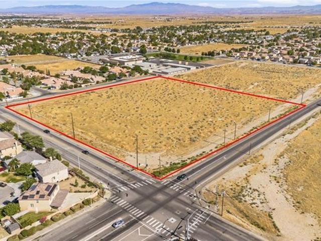 2000 E Lancaster Blvd, Lancaster, CA 93535