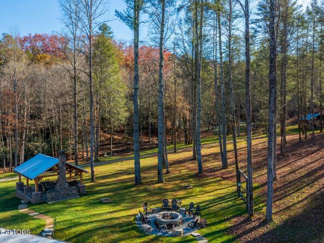 2000 E Millers Cove Rd