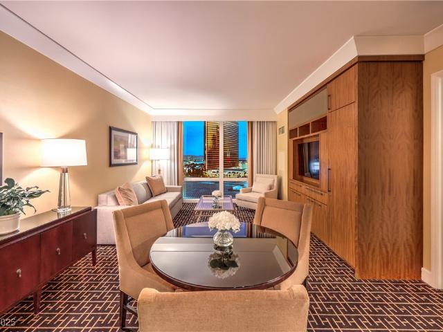 2000 Fashion Show Dr, Unit 2207, Las Vegas, NV 89109 | MLS #2781