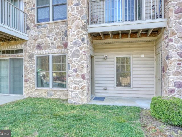 2000 Fountainview Cir, Unit 2111, Newark, DE 19713 | MLS #DENC2101 | Compass
