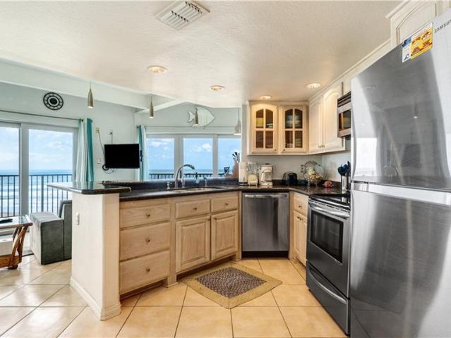 2000 Gulf Boulevard 704
