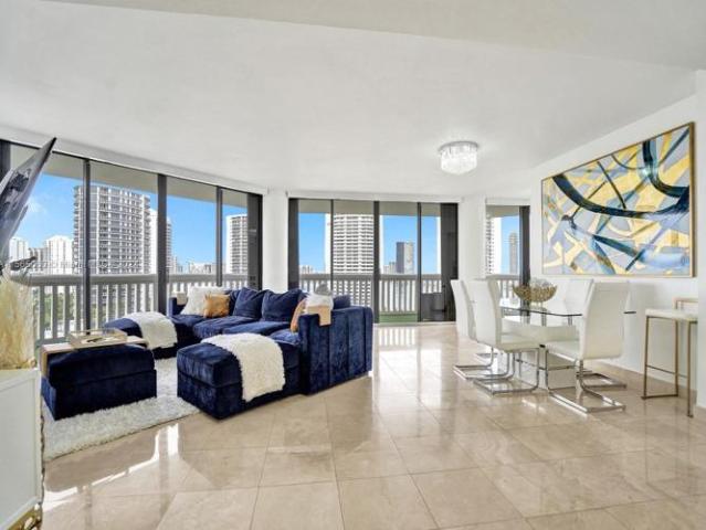 2000 Island Blvd #1701, Aventura, FL 33160