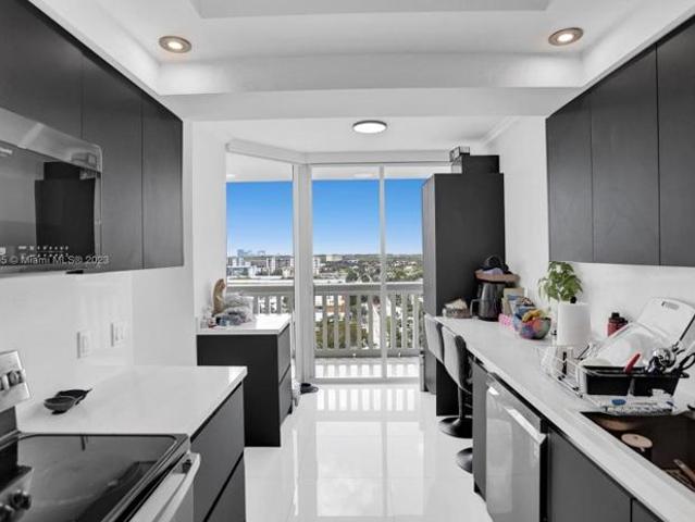 2000 Island Blvd #1108, Aventura, FL 33160