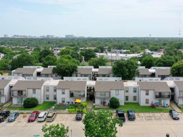2000 Kazmeier Plaza, Bryan, TX 77802 | MLS #2049