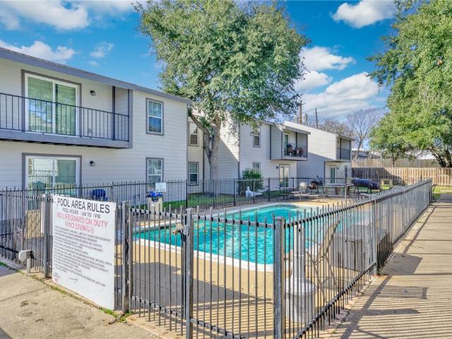 2000 Kazmeier, Unit 42, Bryan, TX 77802 | MLS #26000