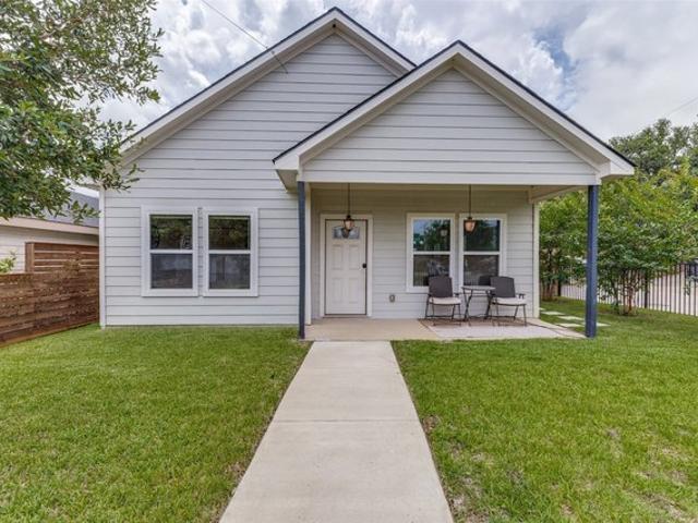 2000 Langston St, Fort Worth, TX 76105