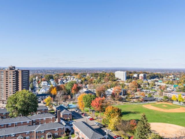 2000 Linwood Unit# 17H, Fort Lee, US, NJ
