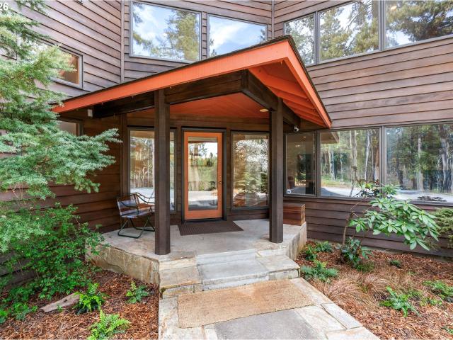 2000 Paradise Ridge RD