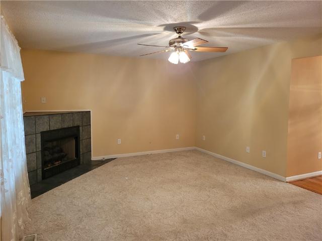 2000 Ridgeview Lane
