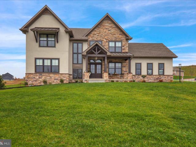 2000 Rolling Meadow Rd, Lebanon, PA 17046 | MLS #PALN2022 | Compass